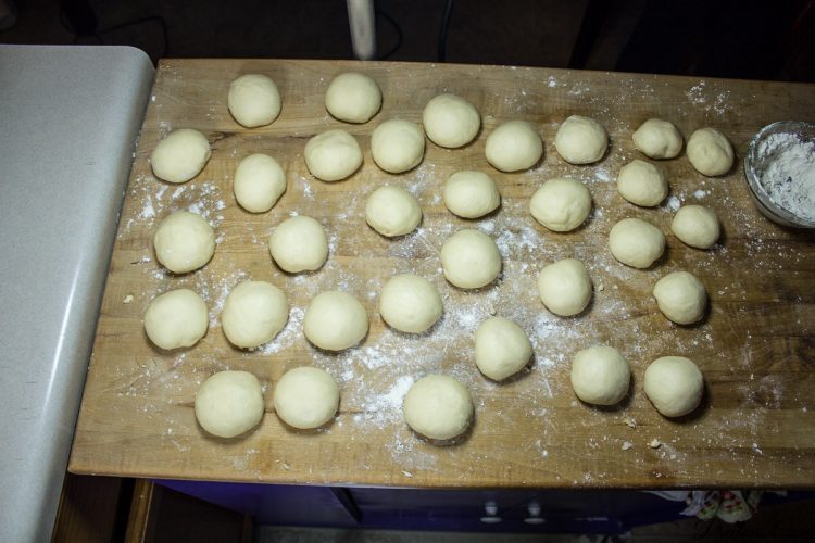 CAMEROONIAN GATEAU (VIDEO RECIPE) | Precious Core