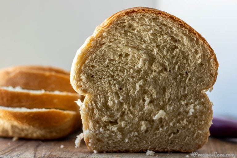 Easy Sandwich Bread Recipe